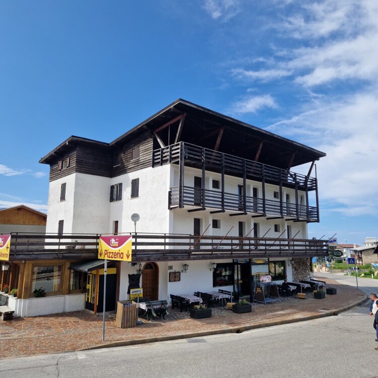 Ristorante Hotel Vason - Strada di Vason, 100 - 38123 Monte Bondone TN